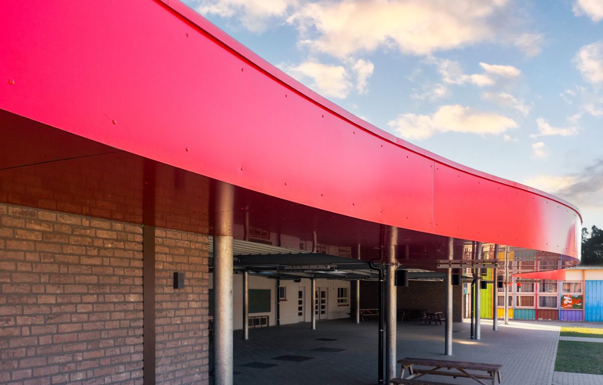 Réalisation Alucobond Herzele - Toitmat Matériaux de Construction - Heule, Oostkamp, Merelbeke ...